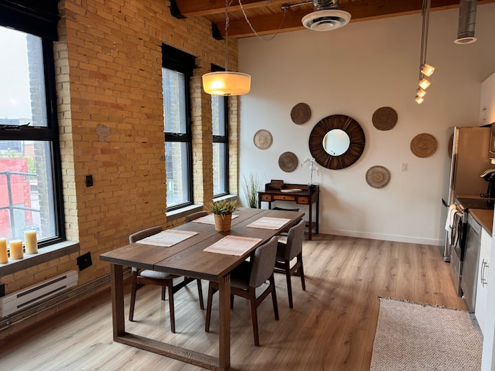 Cozy Condo In East Exchange - Winnipeg