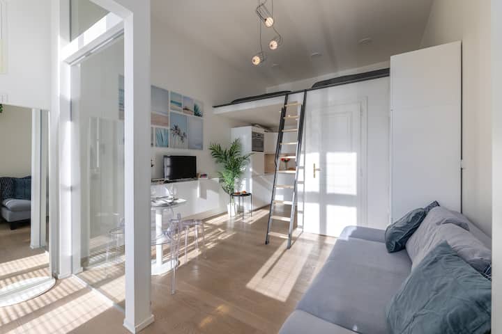 Stylish Luxe Apt In Wenceslas Sq -