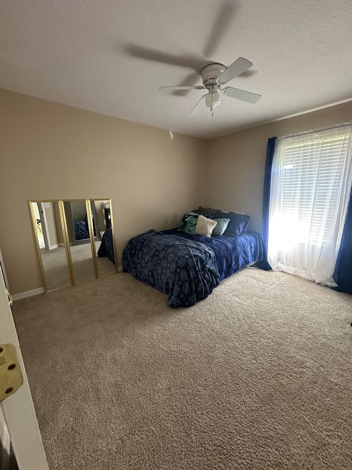 Cozy Townhouse Guest Room - St. Cloud, FL