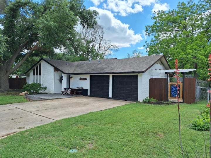 Summit Of Grace - Taylor, TX