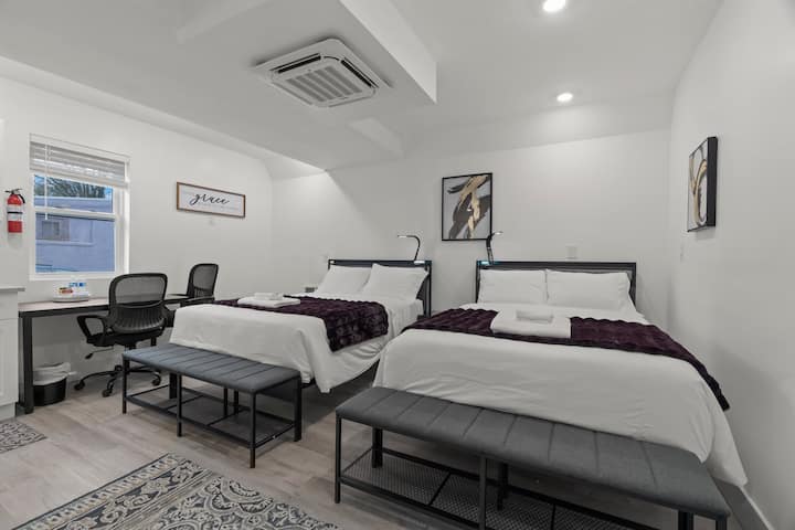 New Season Royals - Zoe Suite 1 - Media, PA