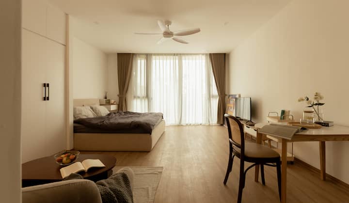 B52 Hideout | Lakeview | Hanoi Studio - Hanoi