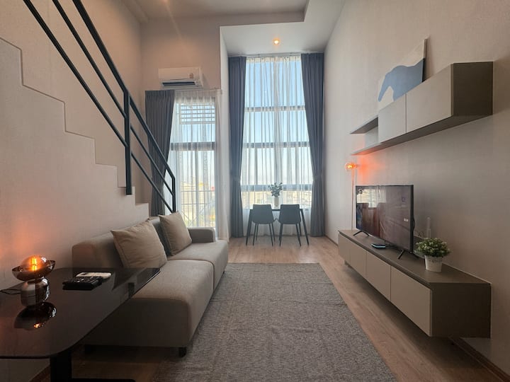 Loft 1 Bed /Free Pool And  Gym /Mrt/center Rama 9 - Bangkok