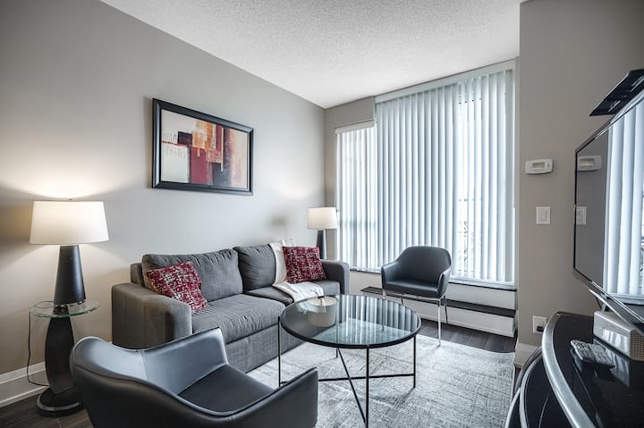 Café & Bar Galore Gym Pool Steam Rm Priv. Patio - Toronto