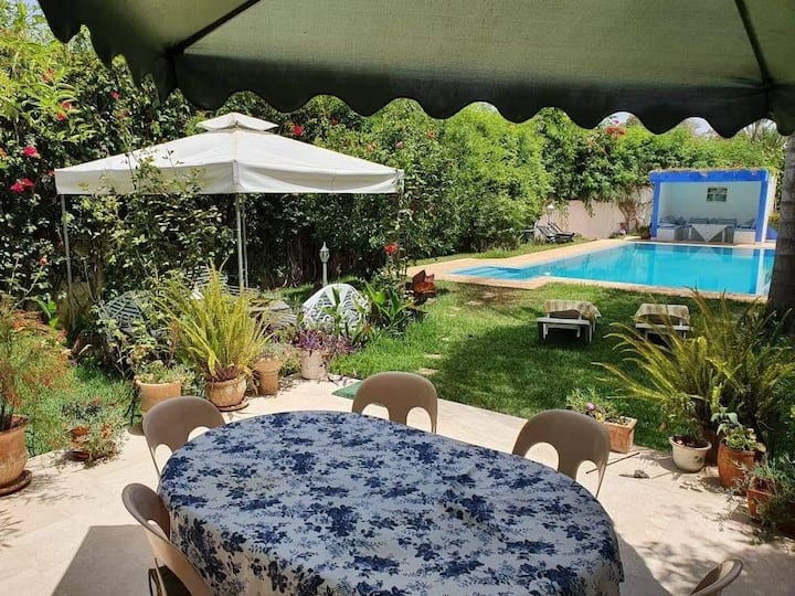 Grande Maison Au Bord De La Mer - Mohammedia
