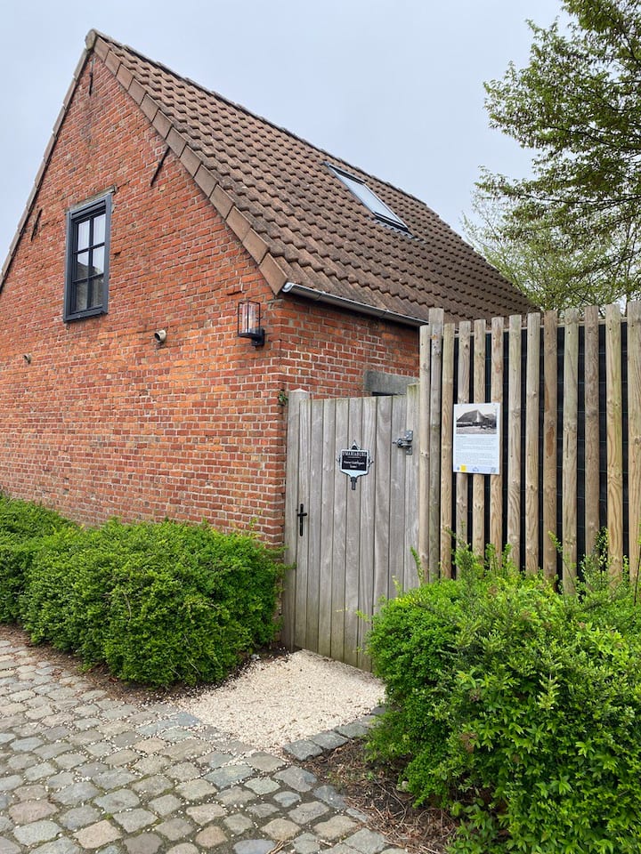Room In Annex Of Old Farm Near Antwerp - Kapellen