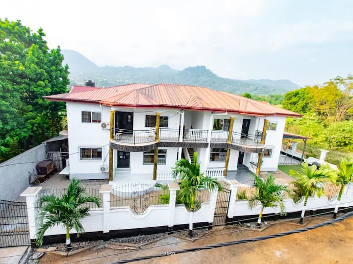 Limbe Vacation Rentals & Homes - Southwest Region, Cameroon | Airbnb