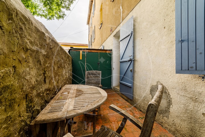 Le Voltaire – Escapade Ensoleillée Avec Terrasse - Le Pradet