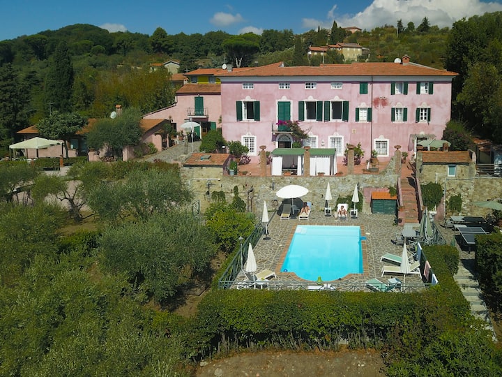 Villa Lorien - Viareggio