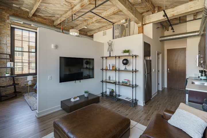 Cozy Short North Loft Apt. - Hollywood Casino Columbus