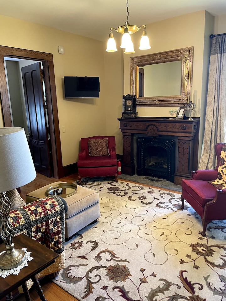 Beautiful Bed And Breakfast - Canandaigua, NY