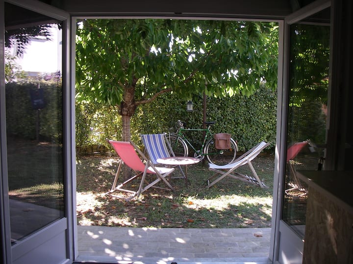 Studio Cosy Avec Jardin - La Rochelle