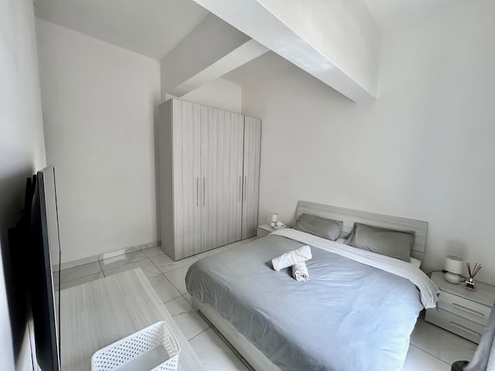 Chambre Près De La Vlt, Comfortable Clim Douche Pv - Malta