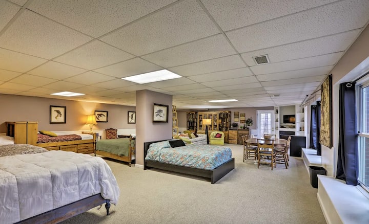 Lots Of Beds; But No Plumbing - Fairview, TN