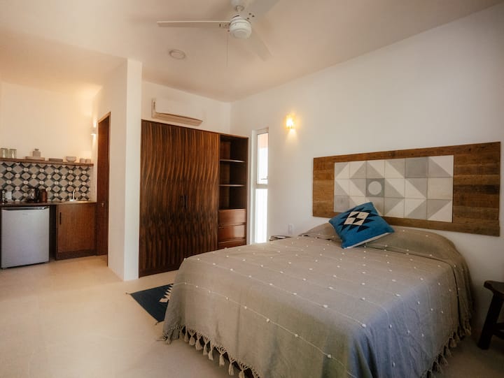 Guest Suite- Rustic Elegance Meets Modernity - Puerto Escondido