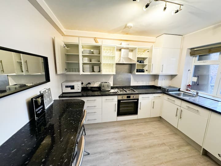 Multiple Beds In Central London - London