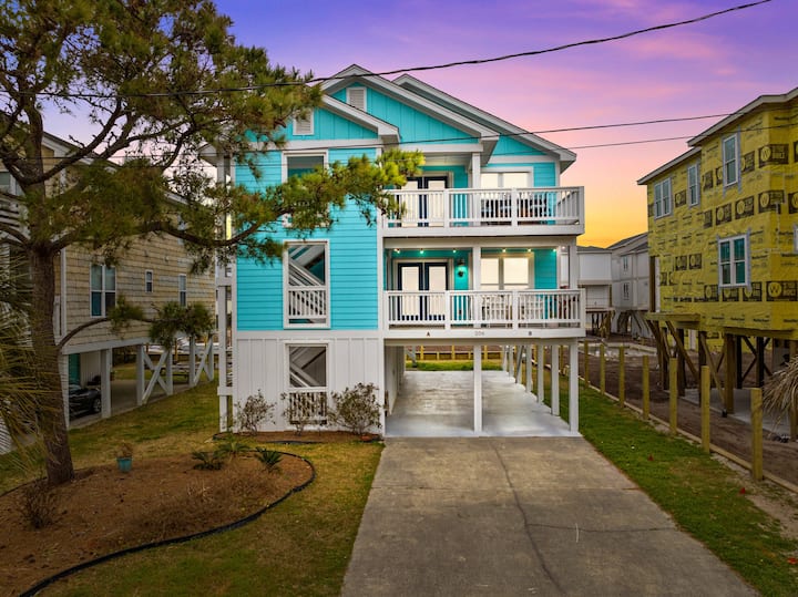 Golden Hour On Greenville - Carolina Beach, NC