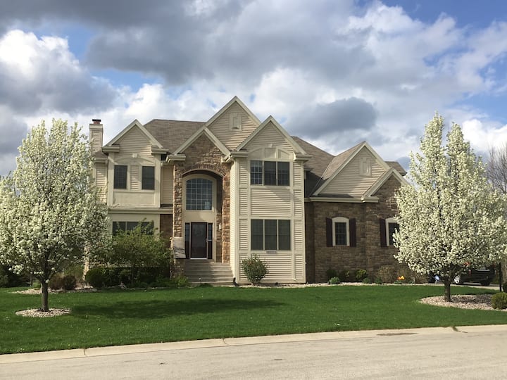 Fantastic House Rental  For Rnc! - Brookfield, WI