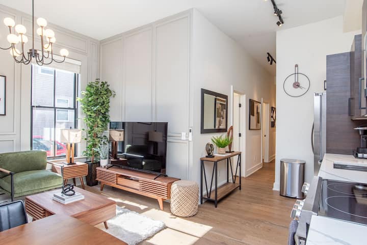 Elegant Chic 2bd- New & Spotless- Walk Everywhere! - Providence, RI