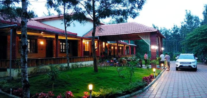 Water View Holiday Retreat-quad Sharing Room - Sakleshpura