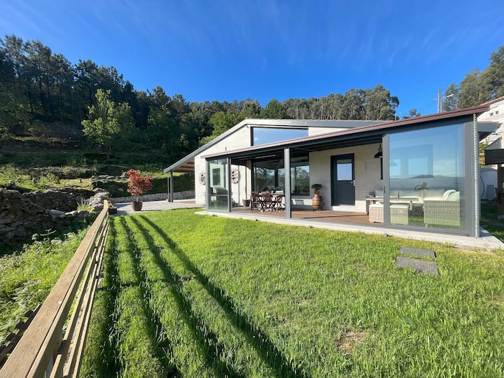 La Flor Del Valle, Baiona. - Baiona