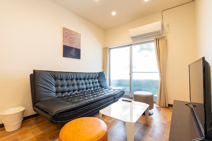 Free Parking! / 8 Mins By Train To Umeda! - Osaka