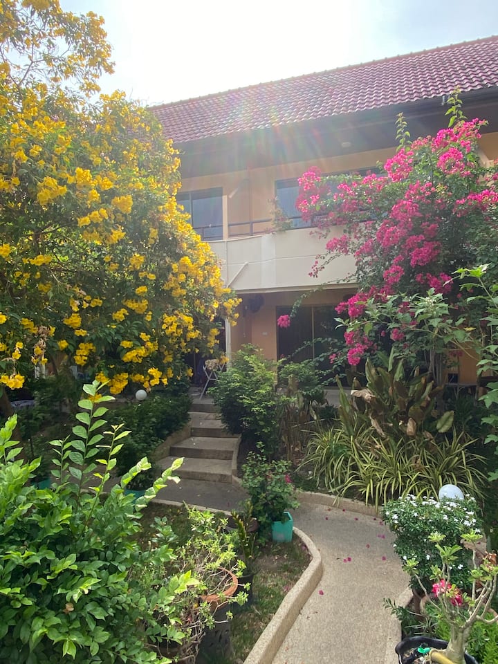 Hidden Getaway In Patong Beach - 芭東區