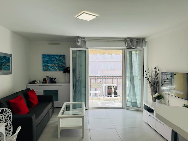Modern Bright Cannes Apt 2 Min Walk To The Beach - Cannes