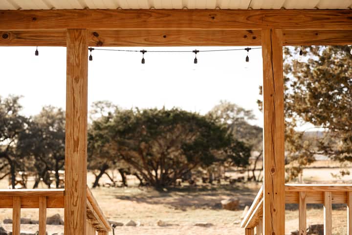 Phoenix Ada Cabin - Bandera, TX