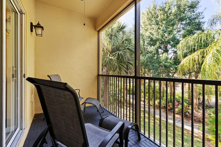 Renovated Home | Full Resort Access Near Disney - Lake Buena Vista, FL