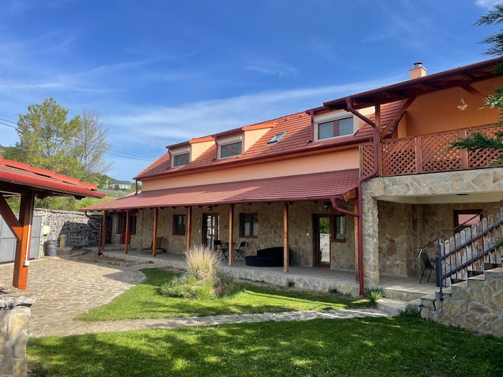 Szögedi Villa
Földszinti Apartman - Plattensee