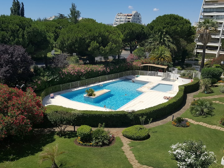 6 Couchages Piscine Et Parking - La Grande-Motte