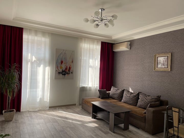 Просторные апартаменты в центре - Jerewan