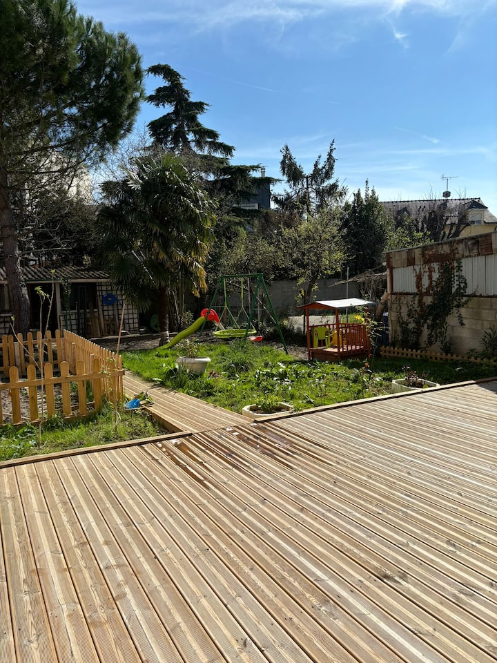 Maison Neuve, Proche De Train - Drancy