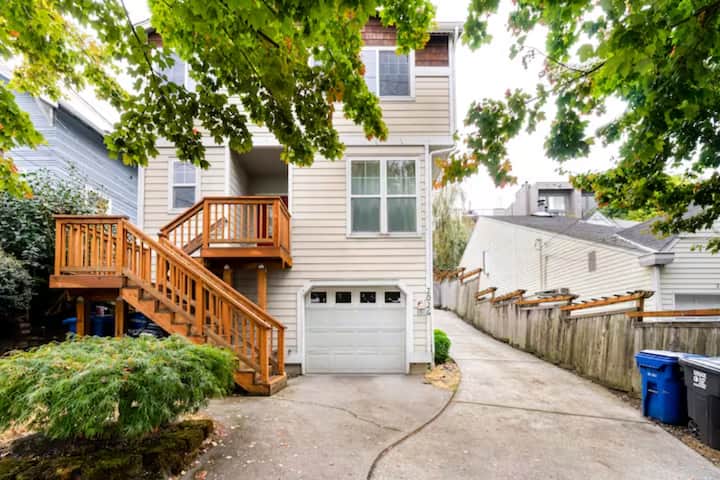 New - Home Sweet Queen Anne - Seattle, WA