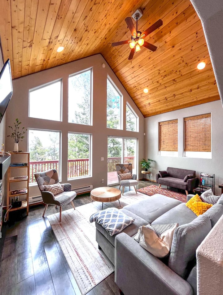 Kid-friendly Modern Cabin With Panorama Views - Woodland Park, CO