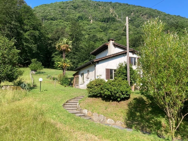 Casa Di Vacanze Nel Verde - Losone