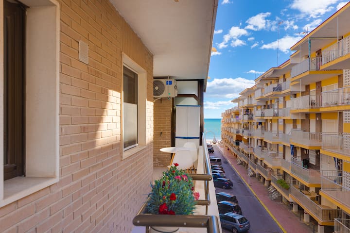 Guardamar Del Segura Holiday Seaside Apartment - Guardamar del Segura