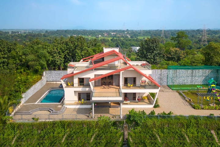 5br - Amorist Villa W/ Pvt Pool & Turf, Karjat - Matheran