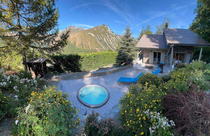 Beau Chalet 12 Pers Avec Jacuzzi /3 Vallées/savoie - Savoie