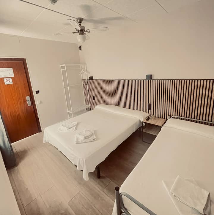 Habitacion Triple No Ac - Calella