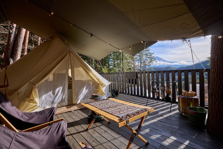 大自然の中で手ぶらでキャンプ（Fuji View）、夕食bbq、朝食付き、河口湖駅無料送迎、ペット可 - 笛吹市