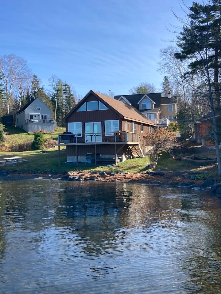 Chipmunk Lakefront Cabin - Greenville, ME