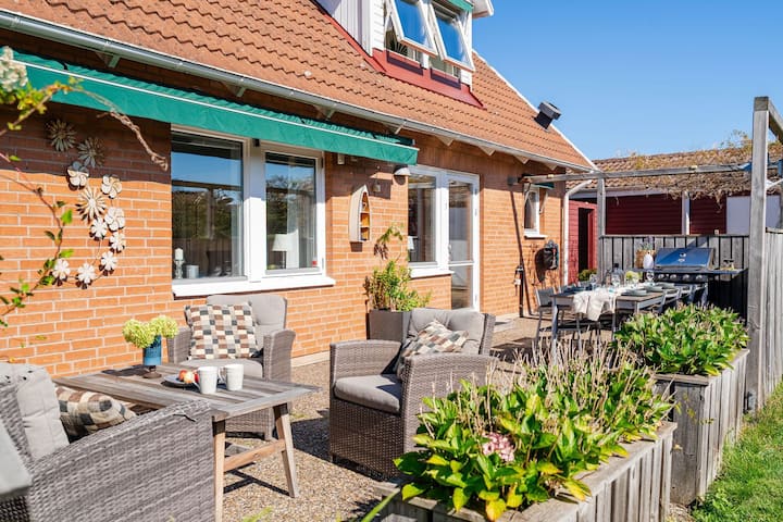 Villa Med Närhet Till Det Mesta. - Malmö