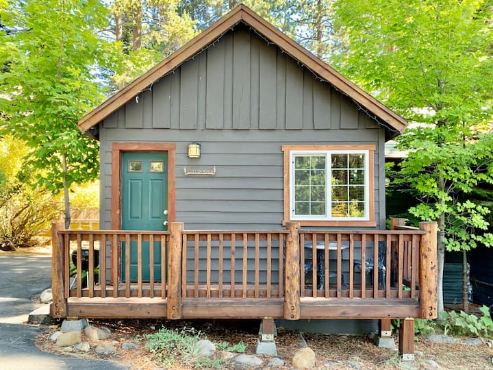 Cottonwood Cabin - North Lake Tahoe, CA