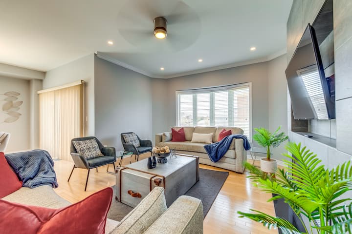 Big Charming House In Mississauga - Mississauga