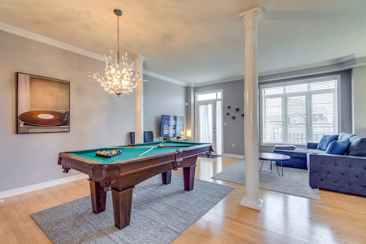 Big Charming House In Mississauga - Milton