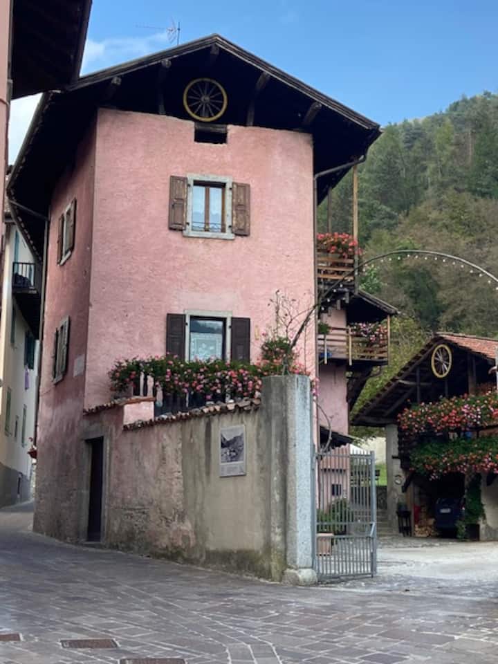 Ledro Lake 
"La Radice" Ti Aspetta! - Ledro