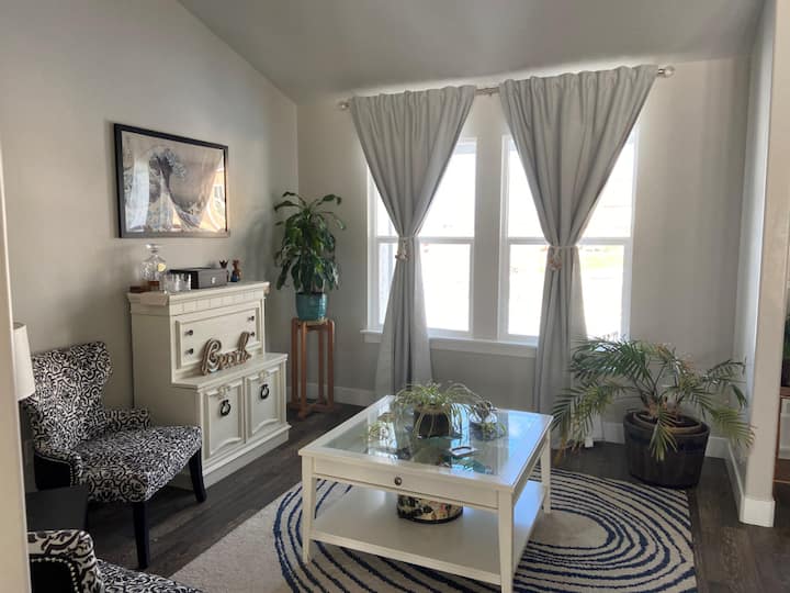 Mountain View Cottage - Heber City, UT