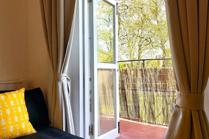 Big Studio With View To Park In Camden/kings Cross - Central London